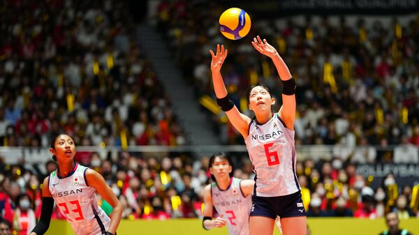 AパスとBパスって何？花マル100点のAパス～関菜々巳トス～古賀紗理那アタック連続写真【今さら聞けないW杯バレー用語】｜FNNプライムオンライン