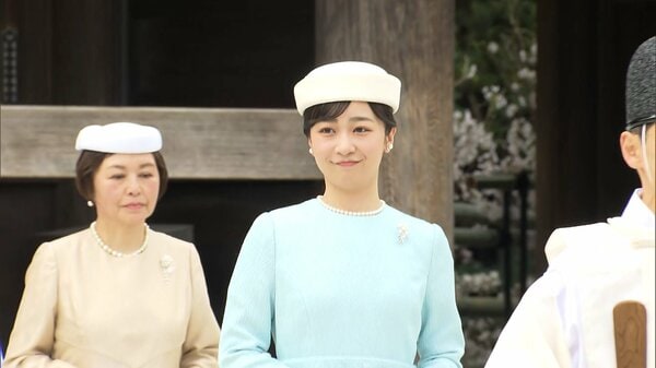 【速報】佳子さま明治神宮を参拝 淡いミントグリーンのロングドレス姿 両陛下や愛子さまに続き拝礼｜FNNプライムオンライン