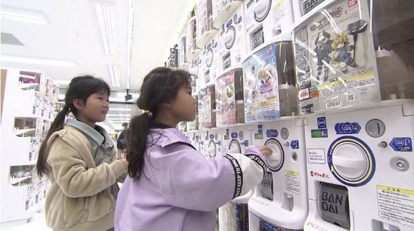 専門店も続々登場！過熱する「カプセルトイ」人気 ”わくわく感＆懐かしさ”も 世代や国籍問わず魅了されるワケ｜FNNプライムオンライン