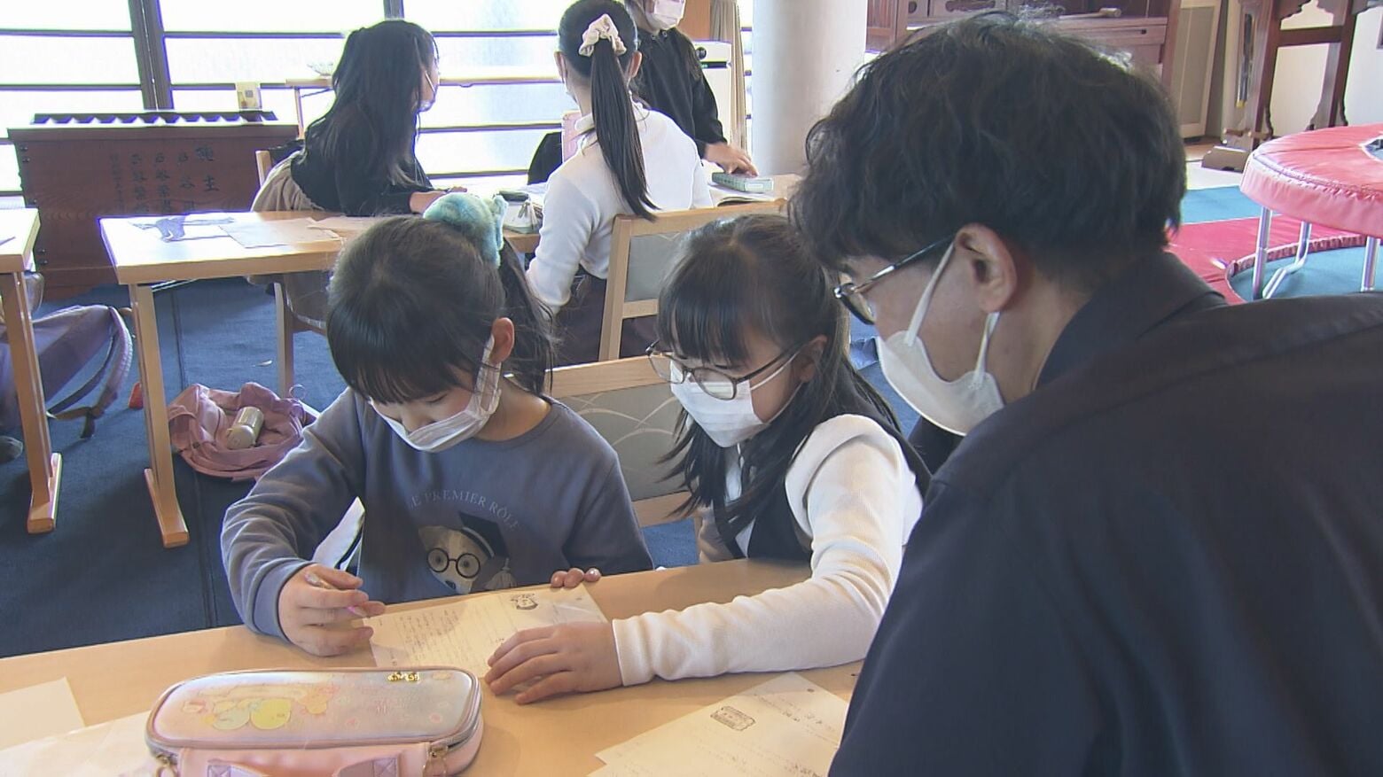 母子家庭の母親「環境で成績が」…経済格差が教育格差に “無料塾”開くNPO「学習支援必要ない社会に」【愛知発】｜FNNプライムオンライン