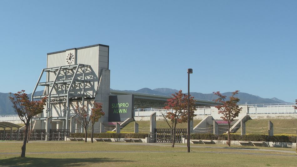 鉄骨落下の原因は「金属疲労」 サッカーJ3松本山雅の本拠地「サンプロアルウィン」 再開は未定…長野県が応急対策へ｜FNNプライムオンライン