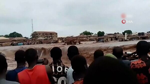 ナイジェリアで洪水 150人以上が死亡 3000人以上が避難｜FNNプライムオンライン