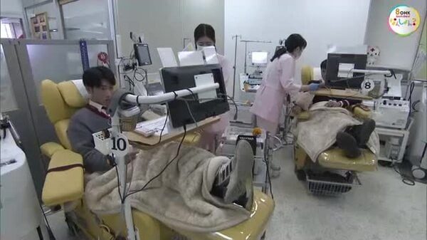 10代20代の献血者数激減…血液不足の冬を前に岡山市の高校生が献血に協力 若い世代へPR【岡山】｜FNNプライムオンライン