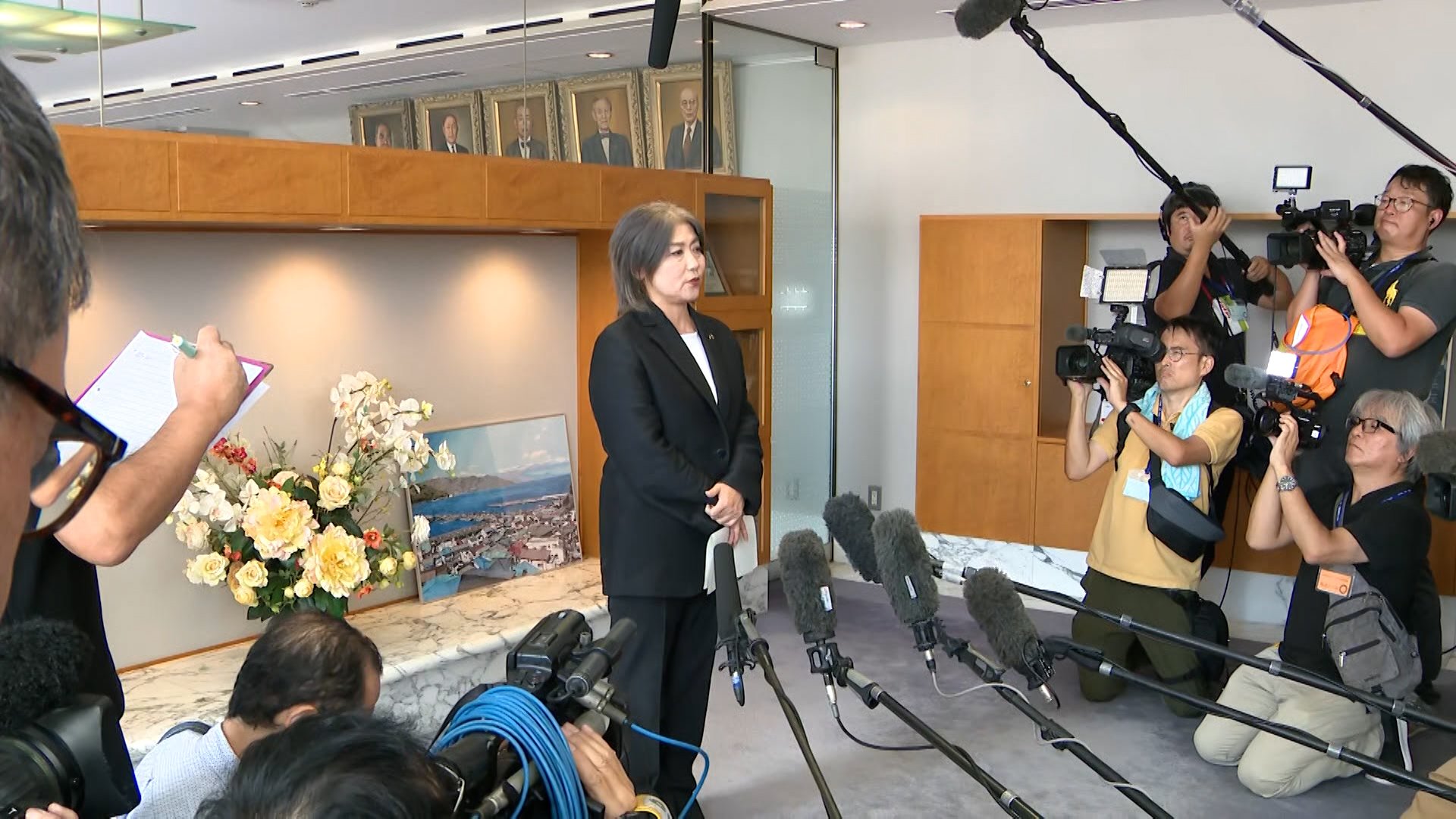 不信任可決の伊東市議会に田久保市長が“反撃”！議会を電撃解散 「大義なき解散」と議会側は猛反発（FNNプライムオンライン）｜dメニューニュース（NTTドコモ）