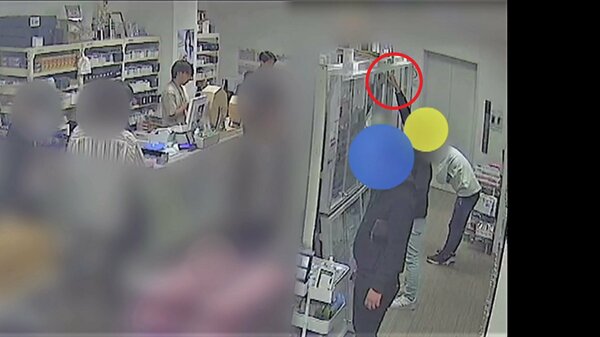 【被害額500万円超】ポケモンカード窃盗の一部始終 営業中にショーケースから堂々と盗む｜FNNプライムオンライン