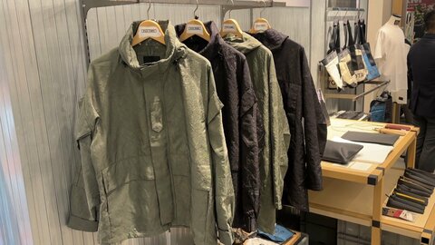 トヨタ　エアバッグの素材から作ったアウターなど、自動車の廃材から作ったアップサイクル品を発売