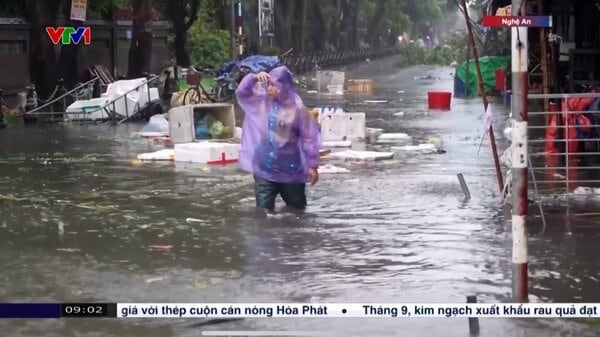 台風20号上陸し住宅倒壊などで6人死亡数十人けが…船3隻と連絡取れず2万8000人以上避難 ベトナム｜FNNプライムオンライン