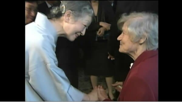 【秘話】皇室が繋ぐポーランドとの絆「支援が無ければ我々の生活なかった」上皇ご夫妻が面会 100年前に日本が救った“シベリア孤児”｜FNNプライムオンライン