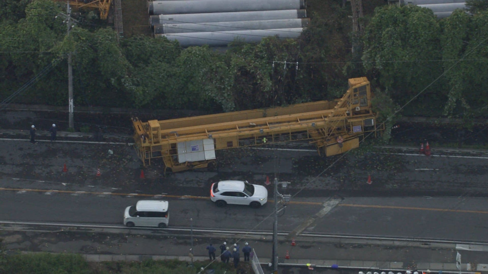 茨城・境町でクレーンが倒壊 突風による影響か 車や人が下敷きになった様子はみられず（FNNプライムオンライン）｜dメニューニュース（NTTドコモ）