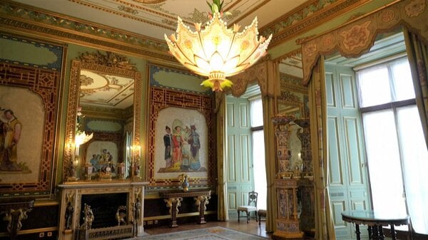 【注目】英王室・バッキンガム宮殿“バルコニー”の部屋が初公開 今年分のチケットは即日完売 貴重な王室コレクションも…｜FNNプライムオンライン