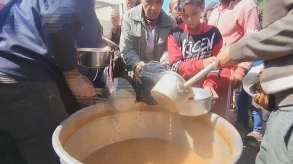 「食料めぐって戦争状態」「病院はパンク」最前線で日本人看護師が見たガザ地区の現状｜FNNプライムオンライン