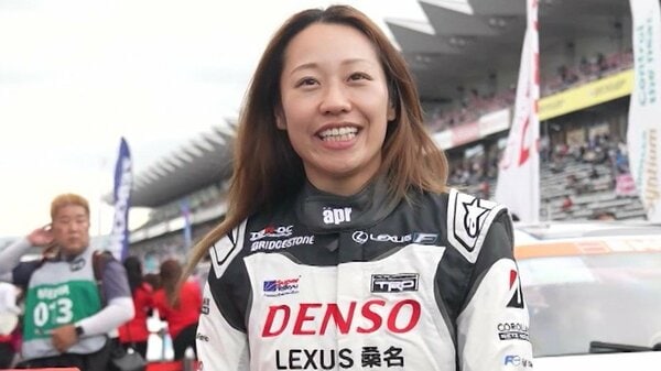 小山美姫「もっと走りたい」 週末はレース三昧の彼女がいま幸せな理由【スーパーGT・スーパー耐久2024】｜FNNプライムオンライン